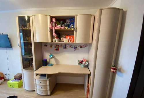 Детская модульная мебель, письменный стол