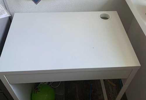 Компьютерный стол IKEA mikke