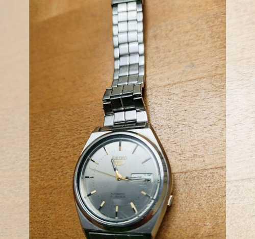 Мужские наручные часы seiko