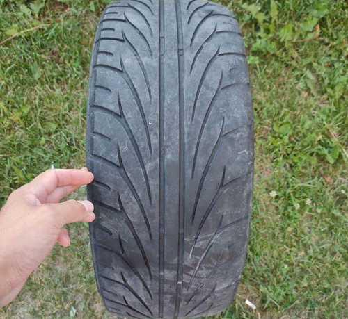Kenda Kaiser KR20 225/40 R18