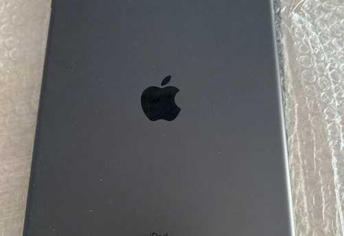 iPad A2197 на запчасти матрица, тачпад, корпус