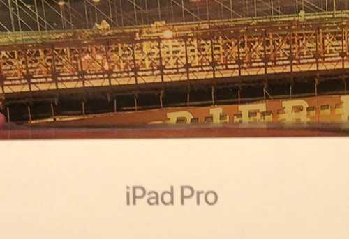 Коробка от iPad pro 128 gb 4 поколение оригинал