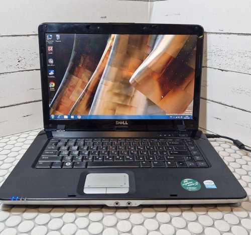 Ноутбук 15.6"Dell intel/2gb/160gb