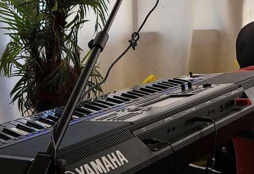 Yamaha psr sx700
