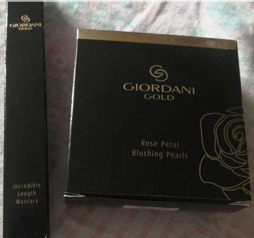 Румяна в шариках Giordani Gold oriflame