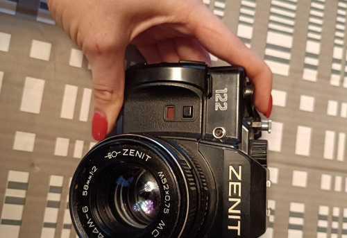 Плёночный фотоаппарат Zenit 122