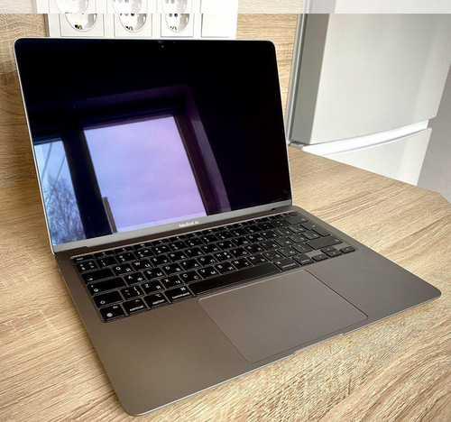 Apple MacBook Air 13 2020 M1 16gb 256