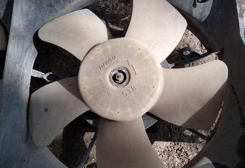 Вентилятор охлаждения радиатора Toyota Prius