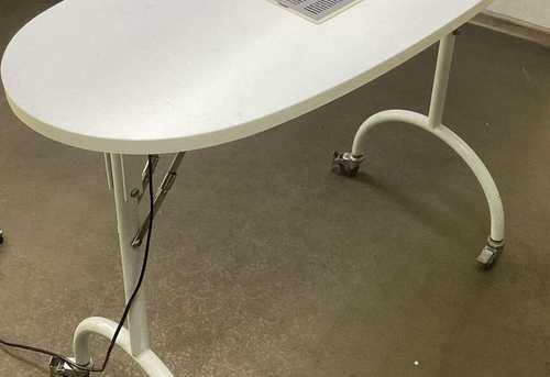 Маникюрный стол с вытяжкой