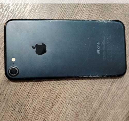 iPhone 7, 32 ГБ