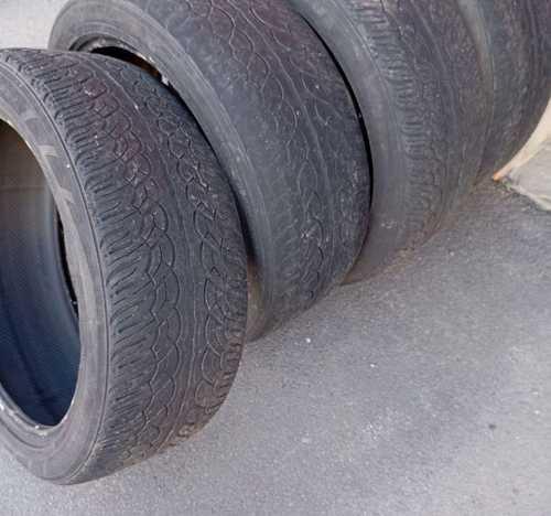 Yokohama Parada Spec-X 245/45 R20