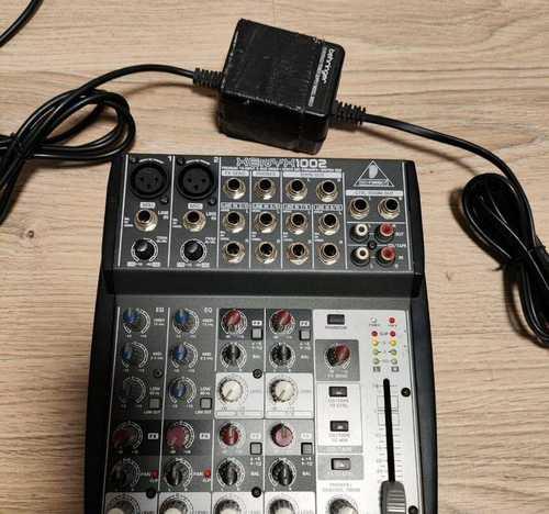 Микшерный пульт behringer xenyx 1002