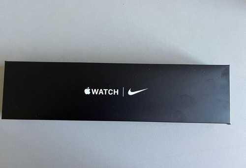 Часы apple watch se 44 mm 2022 Nike