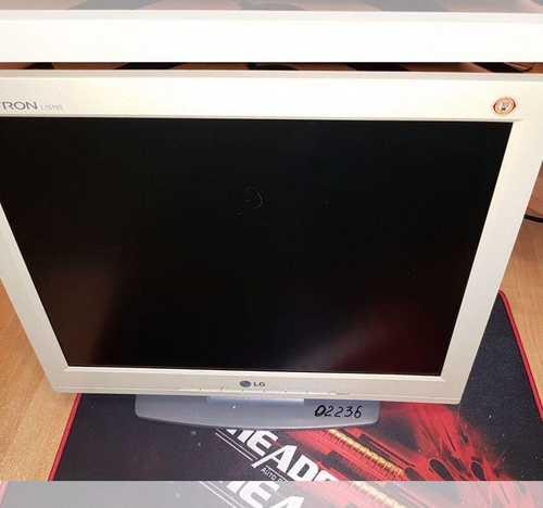 Монитор 15" LG Flatron L1515S