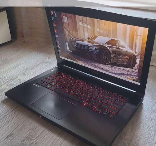 Msi Gs 14" fullhd IPS i7-7700/1060