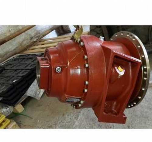 Редуктор автобетоноссмесителя ZF P5300