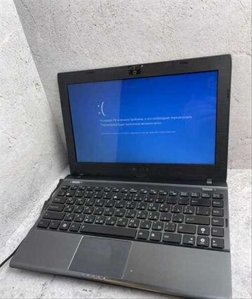Ноутбук Asus Eee PC 1025С (с дефектами)