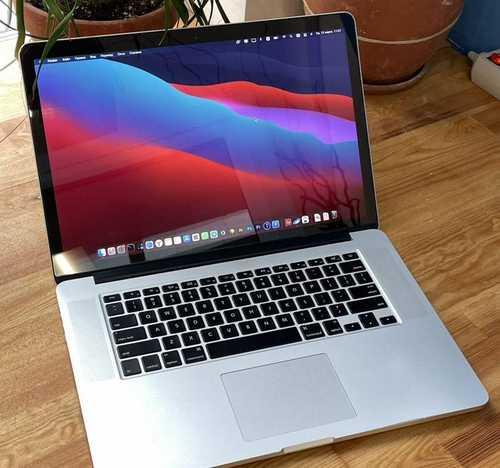 Apple Macbook pro Retina 15 дюймов 2013