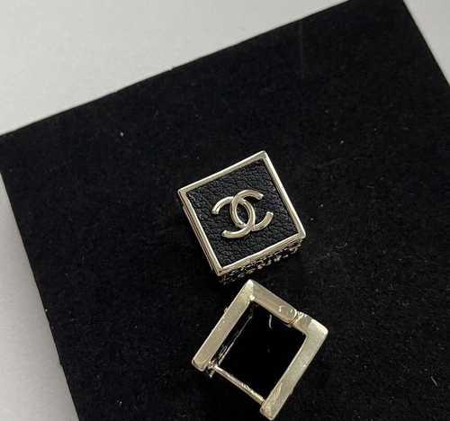 Серьги Chanel