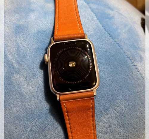 Часы Apple Watch SE 40mm