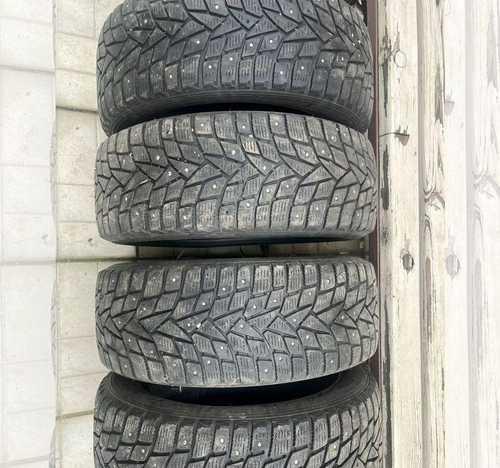 Dunlop SP Winter Ice 02 205/55 R16 94T