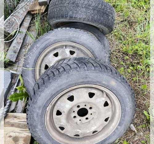 Диски с покрышками 175/65 r14 зима, цена за 4 шт