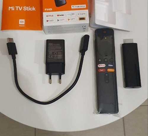 Медиаплеер Xiaomi Mi TV Stick RU black