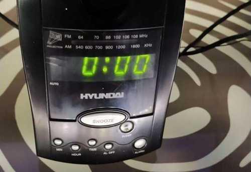 Часы с fm радио и проекцией времени на стену