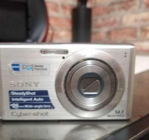 Продаю цифровой фотоаппарат сони dsc-w530