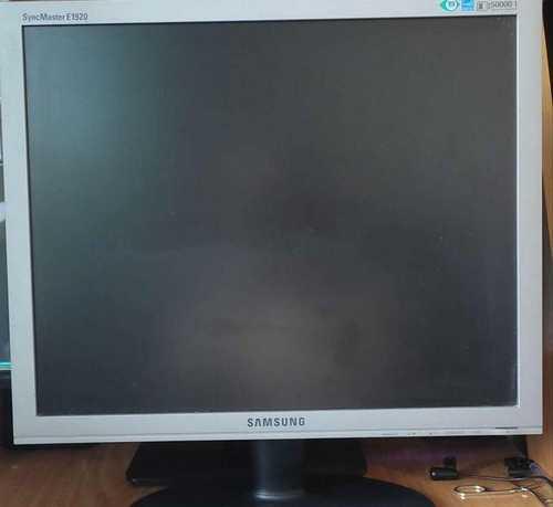 Монитор Samsung syncmaster E1920NR