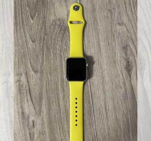 Часы apple watch 3 38 mm бу