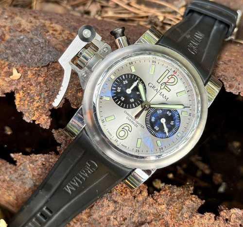 Graham Chronofighter oversize