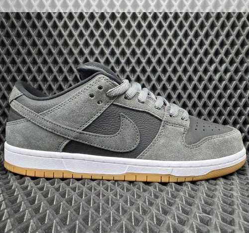 Original nike dunk sb low dark grey