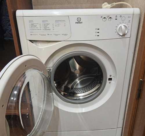Стиральная машина indesit узкая бу