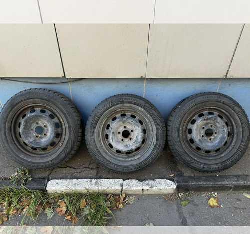 Колеса зимние Ford Focus 195/65 R15 (3шт)