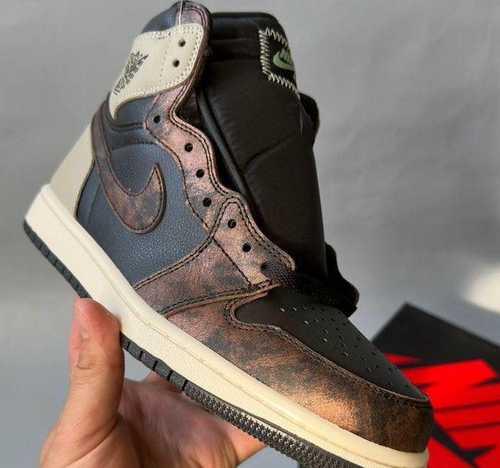 Кеды Nike Air Jordan 1 high og Patina