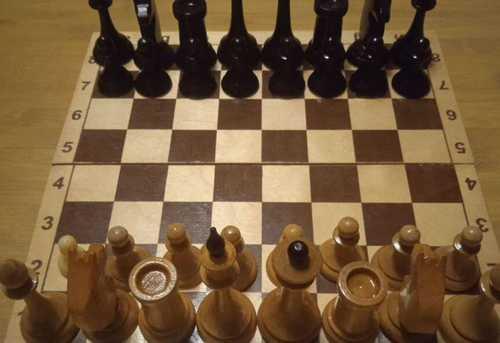 Шахматы деревянные и шашки деревянные