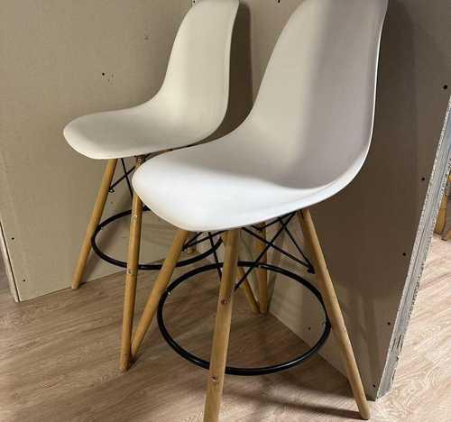 Барный стул eames