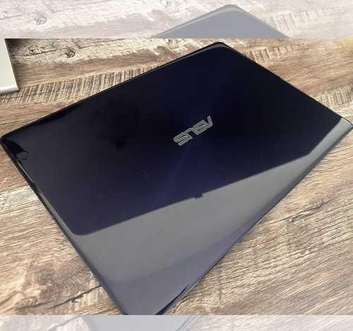 Ноутбук Asus Zenbook 13 UX331UA