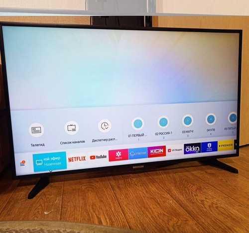 4К телевизор samsung 40 дюймов 102 см SMART TV