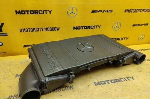 Корпус воздушного фильтра Mercedes-Benz W140
