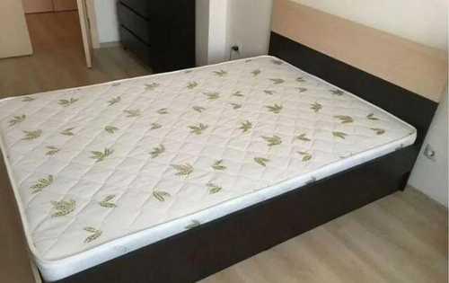 Кровать Юнона 1.6 м с матрасом
