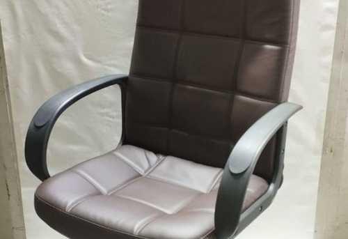 Офисное кресло экокожа коричневый