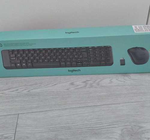 Беспроводные клавиатура и мышь Logitech MK220