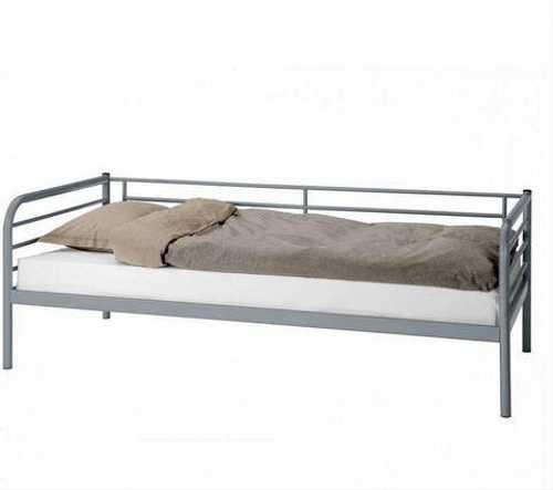Кровать железная IKEA