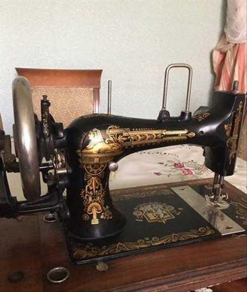 Швейная машина Kayser в рабочем состоянии