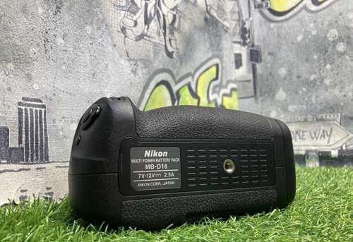 Nikon MB-D18