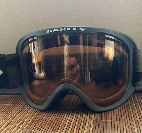 Горнолыжные очки маска Oakley o freim m