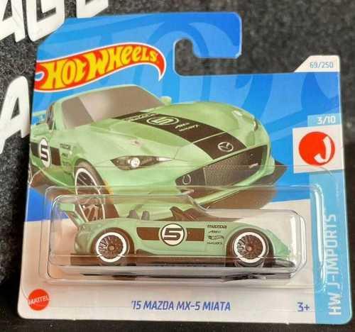 Hot wheels 15 Mazda MX-5 Miata