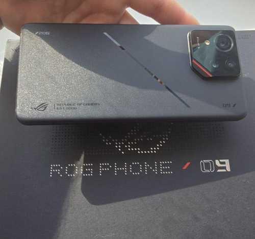 ASUS ROG Phone 9 Pro, 16/512 ГБ